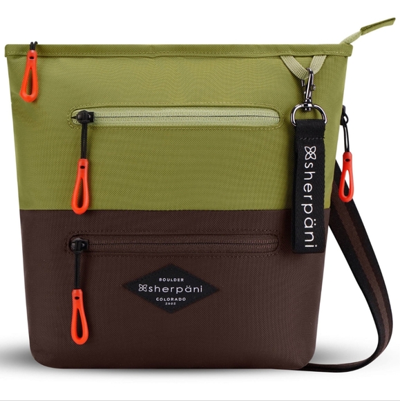 Sherpani | Bags | Nwt Sherpani Sadie Crossbody Bag Green Brown Red ...